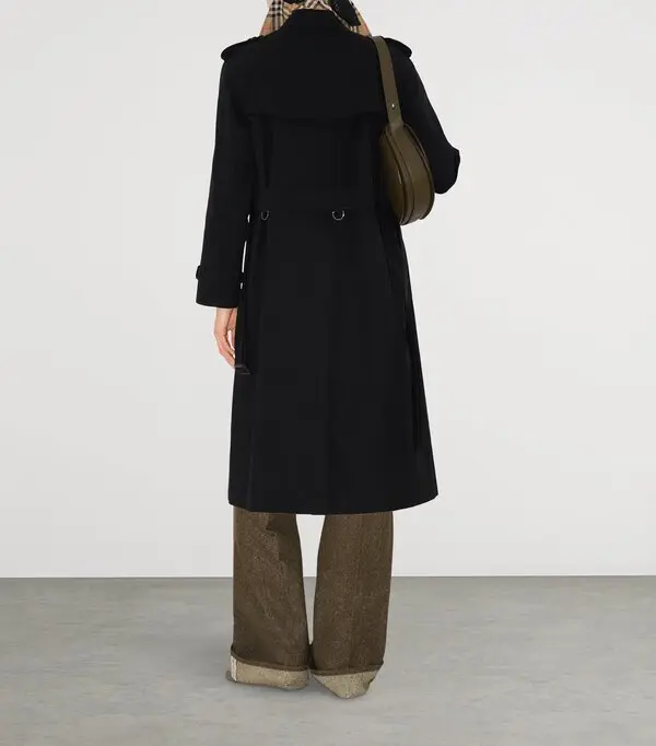Burberry Long Waterloo Heritage Trench Coat - Black
