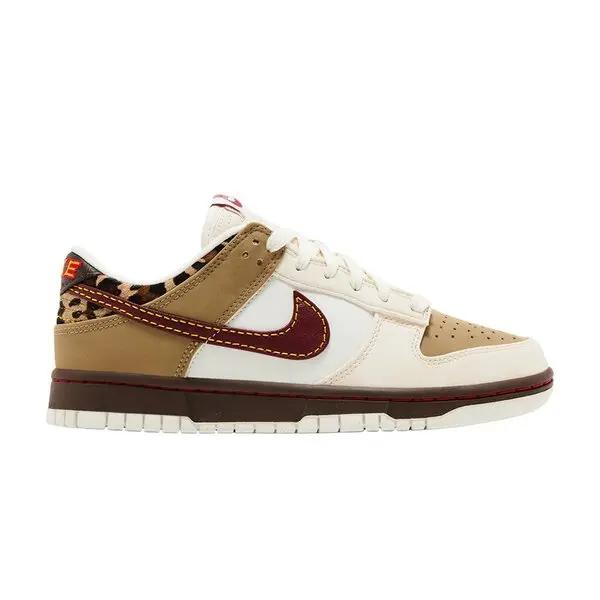 Nike Dunk Low Sneakers - Tan
