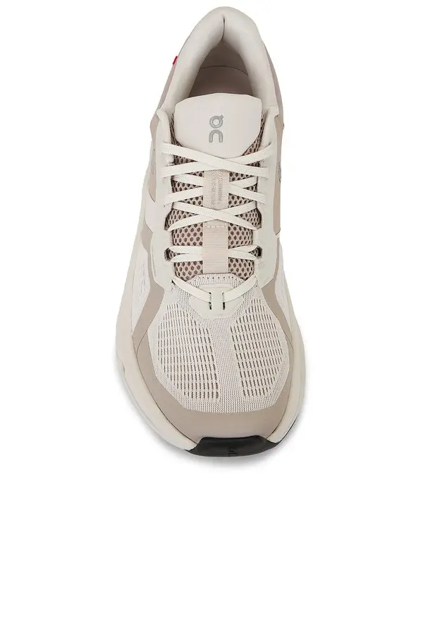 On Cloudrunner 2 Sneakers - Pearl & Desert
