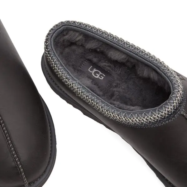 UGG Tasman Era Slippers - Obsidian/chestnut