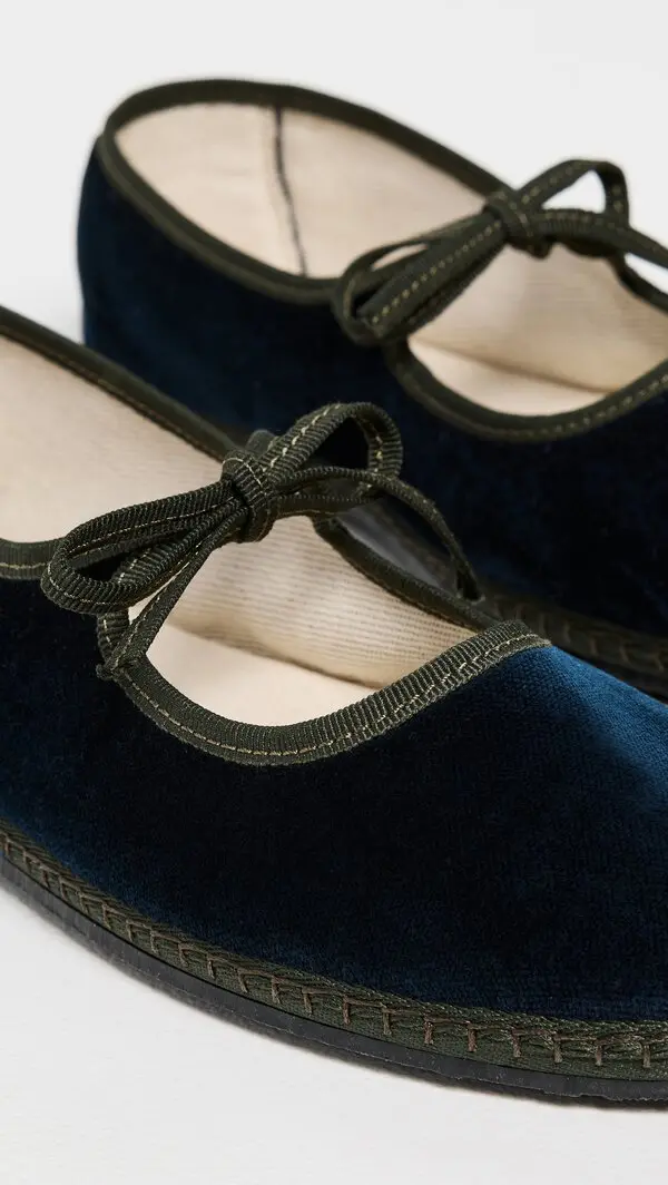 VIBI VENEZIA Brigitte Velvet Mary Jane Flats - Zattere