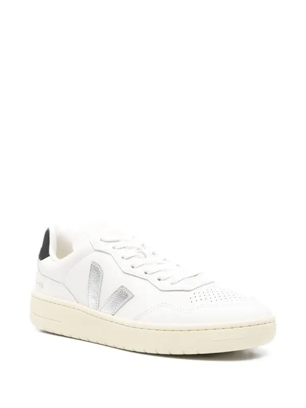VEJA V-90 Sneakers - Silver