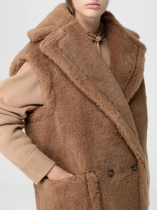 Max Mara Sleeveless Fur Coat
