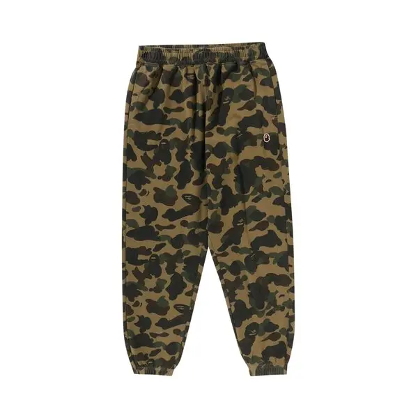 A BATHING APE 1st Camo One Point Relaxed Fit Sweatpants - Green