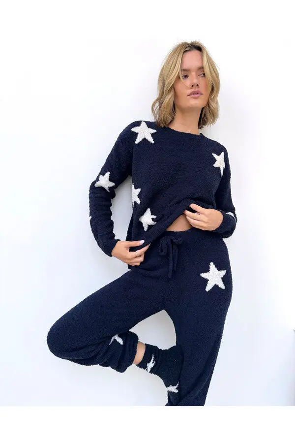 Splendid Bia Fuzzy Yarn Socks