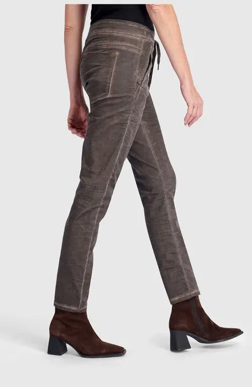 Alembika Washed Iconic Stretch Full-length Jeans