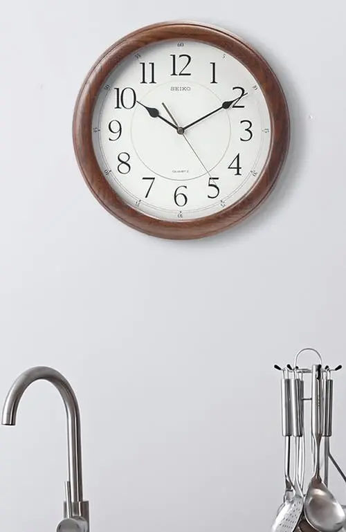 SEIKO Classic Solid Oak Wall Clock