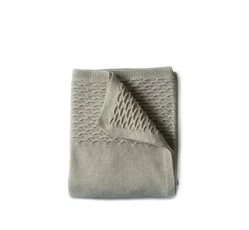 EVANGELINE Knit Scallop Throw - Oatmeal/scallop