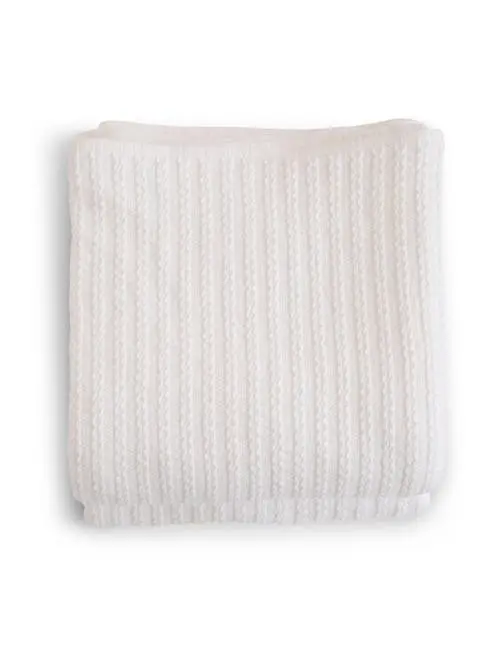 EVANGELINE Cable Knit Blankets