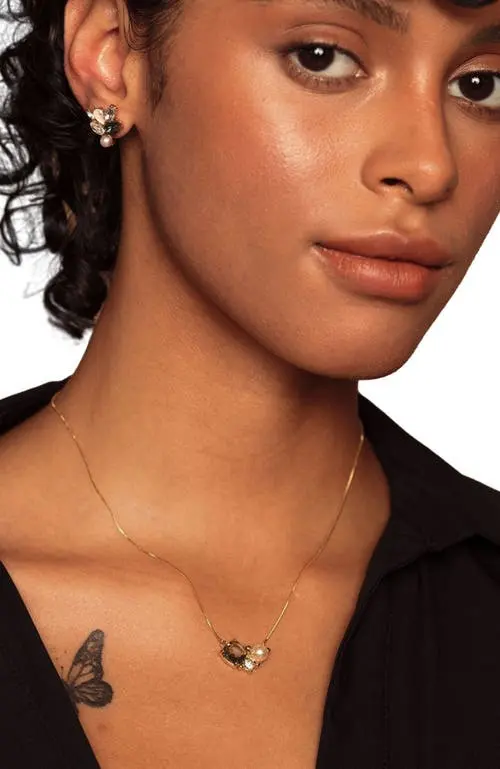 OLIVE & PIPER Sadie Pendant