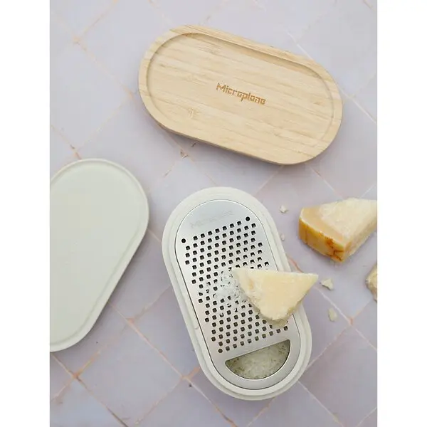 MICROPLANE Grate And Store Wooden Cheese Grater - Cashmere And Bamboo