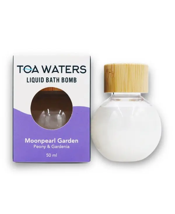 TOA WATERS Moonpearl Garden Liquid Bath Bomb - No Color
