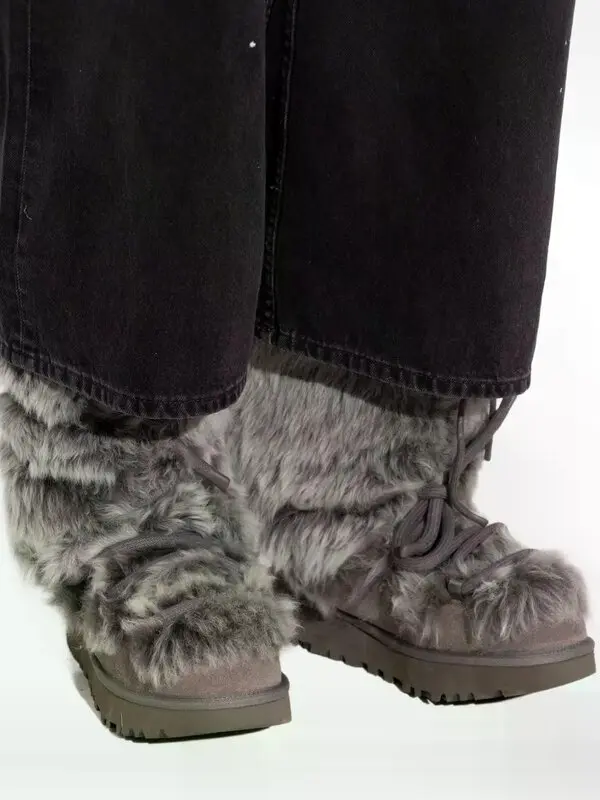 UGG Chalet Lace-up Boots - Grey