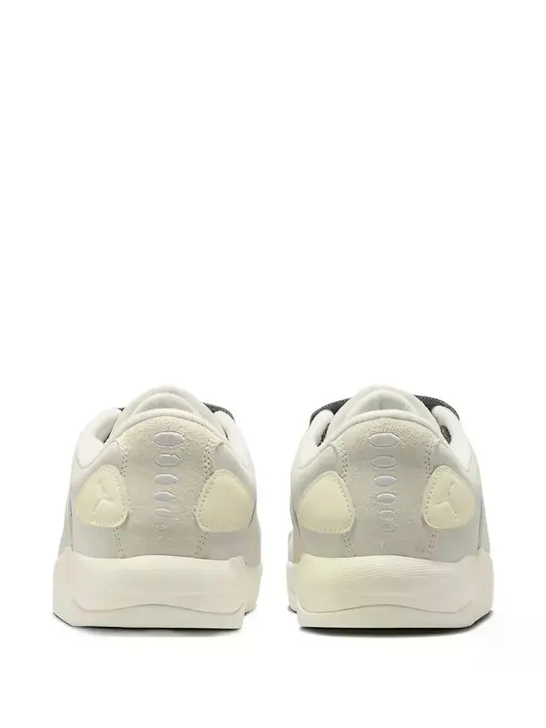 JORDAN Session Sneakers