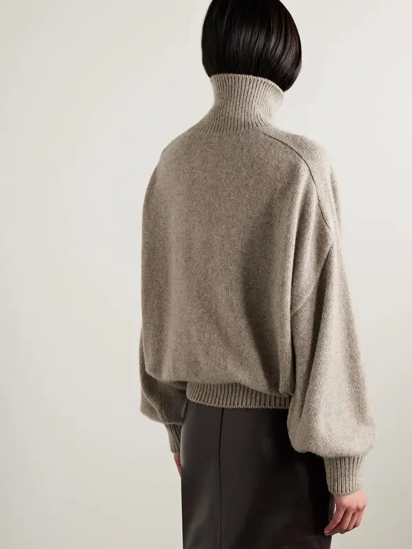 Khaite Willem Cashmere Turtleneck Sweater - Brown