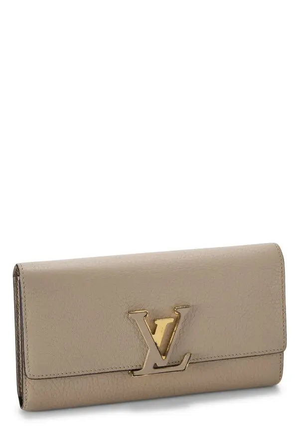 LOUIS VUITTON Taurillon Capucines Wallet