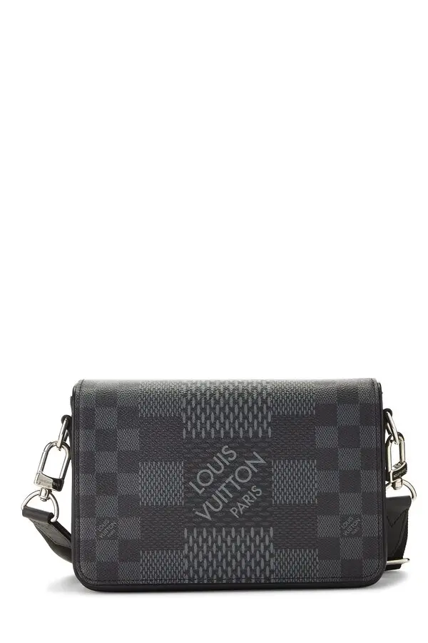 LOUIS VUITTON Damier Graphite 3d Studio Messenger