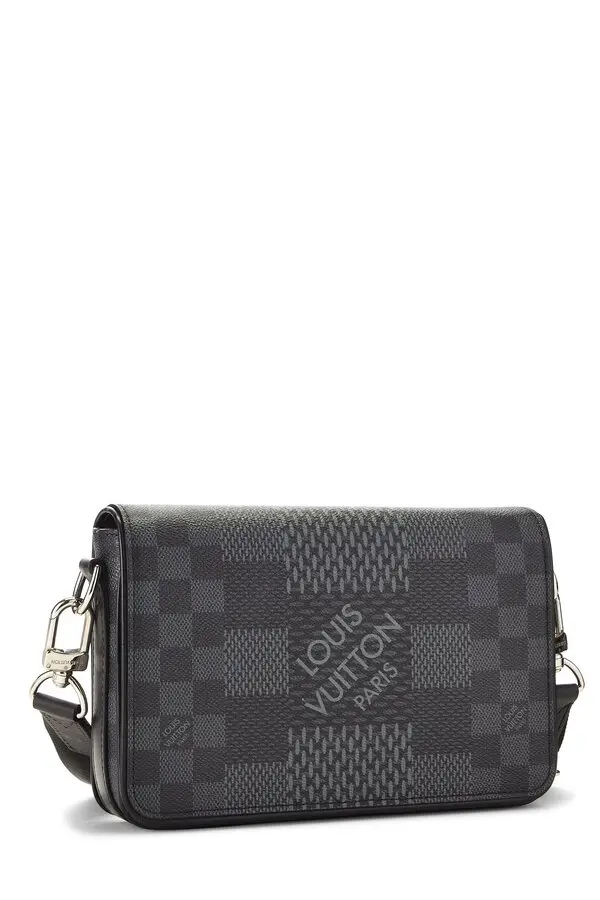 LOUIS VUITTON Damier Graphite 3d Studio Messenger