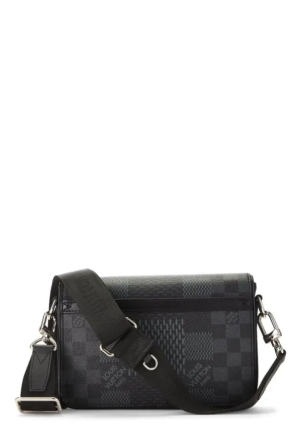LOUIS VUITTON Damier Graphite 3d Studio Messenger