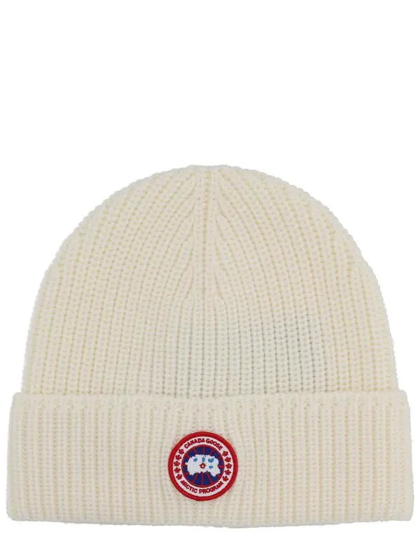 Canada Goose Arctic Disc Beanie White Editorialist