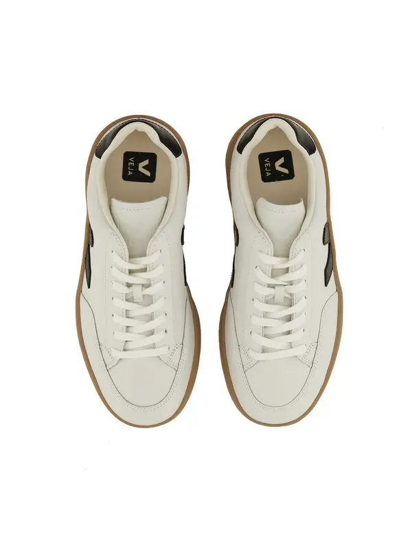 VEJA V-12 Sneakers