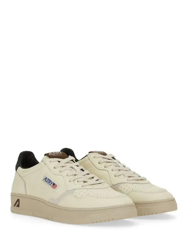 AUTRY Medalist Low Top Sneakers