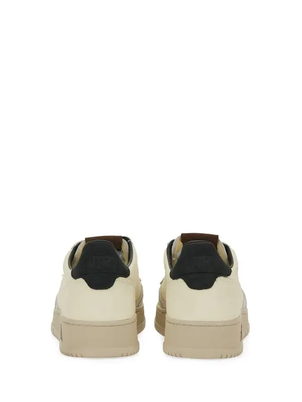 AUTRY Medalist Low Top Sneakers