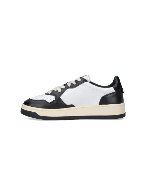 AUTRY Medalist Low Top Sneakers - White