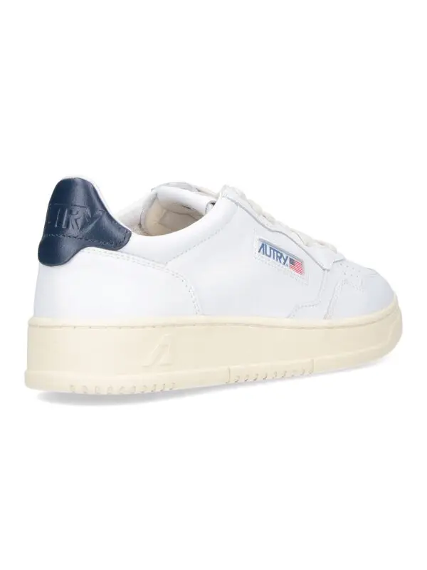 AUTRY Medalist Low Top Sneakers - White