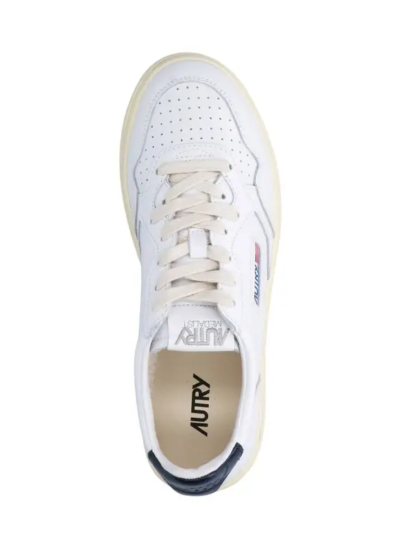 AUTRY Medalist Low Top Sneakers - White