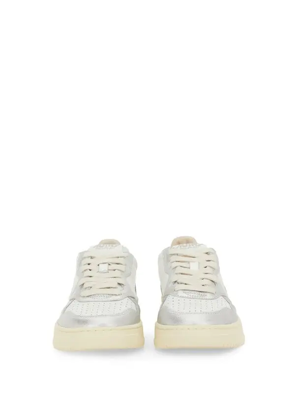 AUTRY Medalist Low Top Sneakers - Silver
