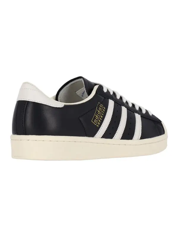 Adidas Superstar Sneakers