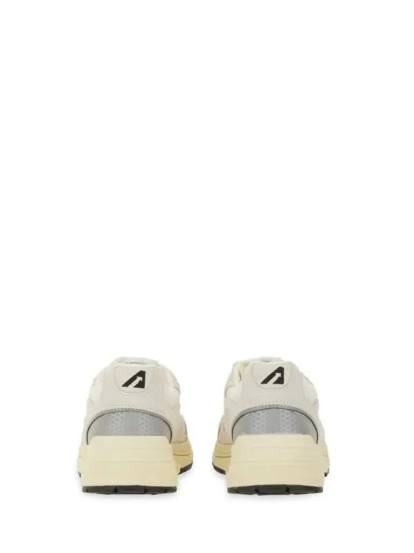 AUTRY Hyperway Low Top Sneakers - Ivory