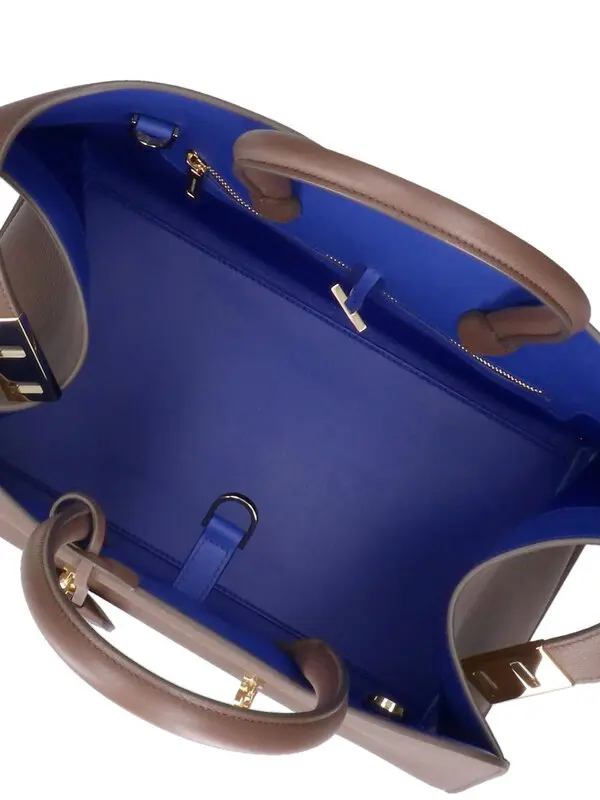 FERRAGAMO Medium Hug Handbag