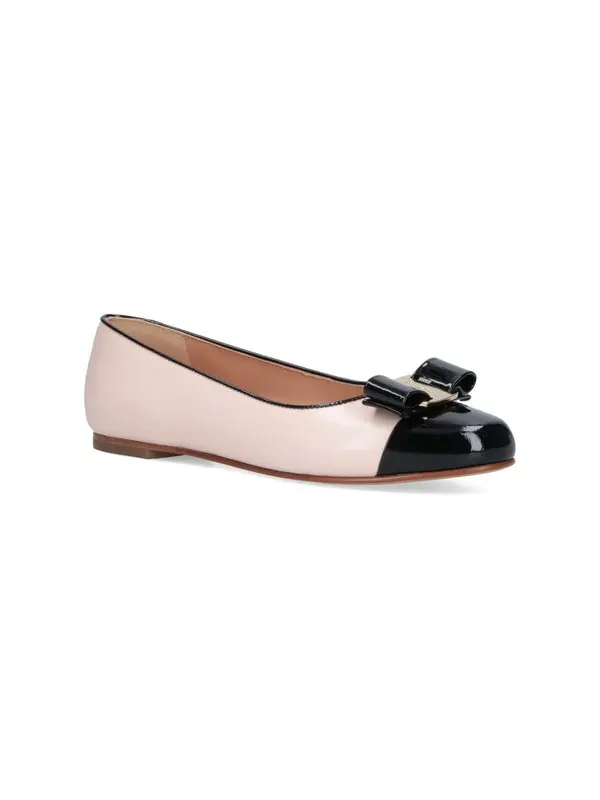 FERRAGAMO Vara Ballet Flats - Black