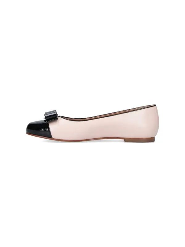 FERRAGAMO Vara Ballet Flats - Black