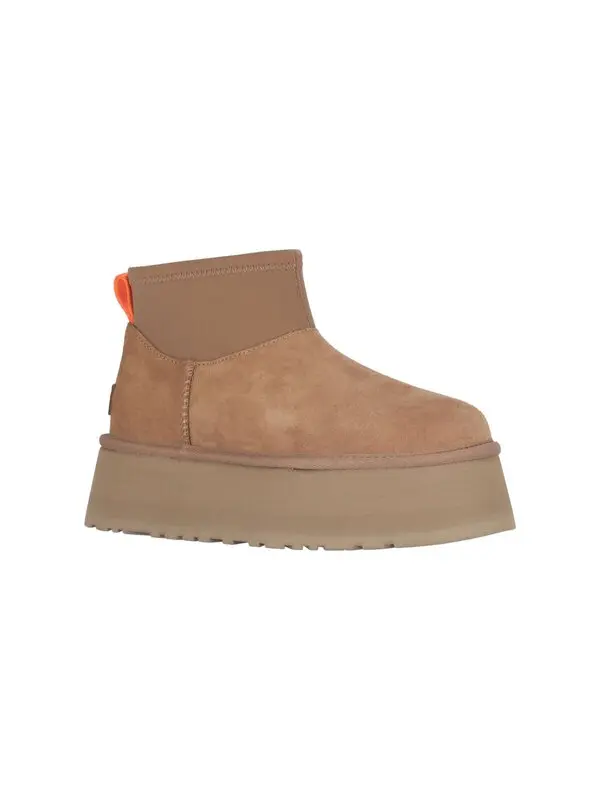 UGG Classic Mini Dipper Platform Boots - Beige