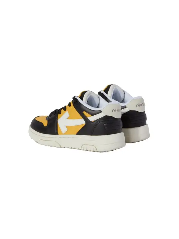 Off-White Low Top Sneaker