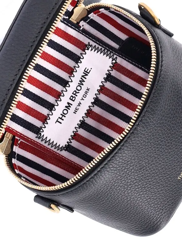 Thom Browne Metallic Leather Pouch With Chain Strap - Black