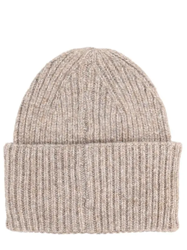 AMISH Ribbed Beanie With Logo - Beige