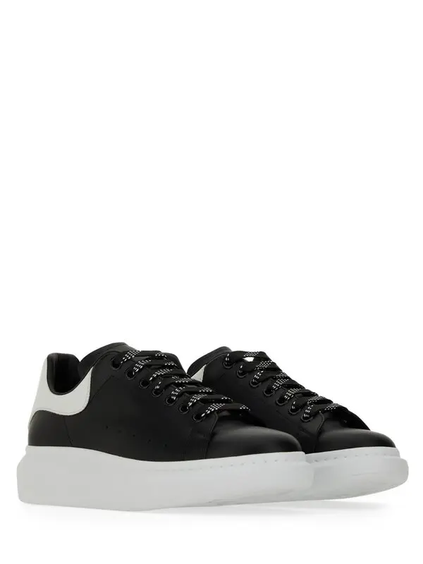 Alexander McQueen Oversized Sneakers - Black