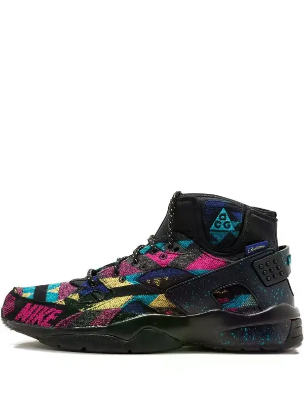 Nike Air Mowabb Sneakers