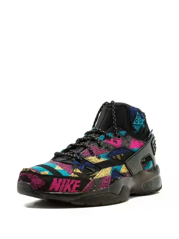 Nike Air Mowabb Sneakers