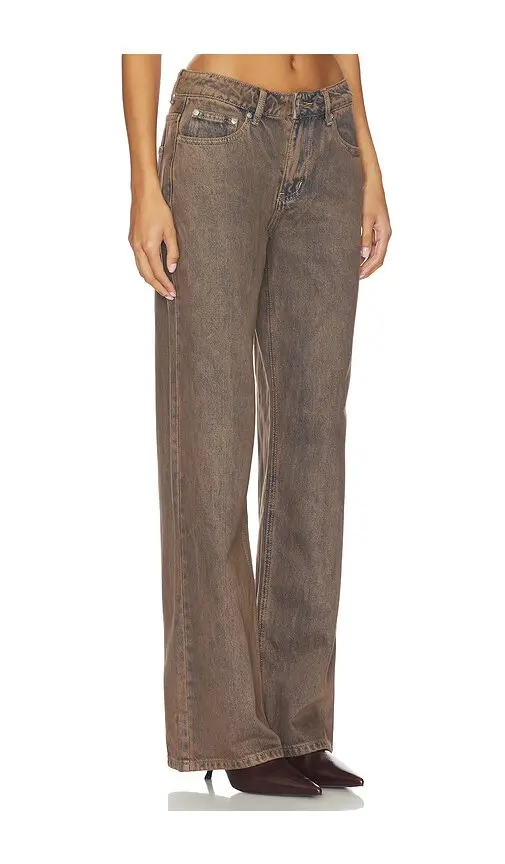 Superdown Vega Jean