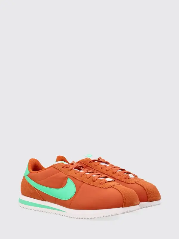 Nike Low Top Sneakers - Orange