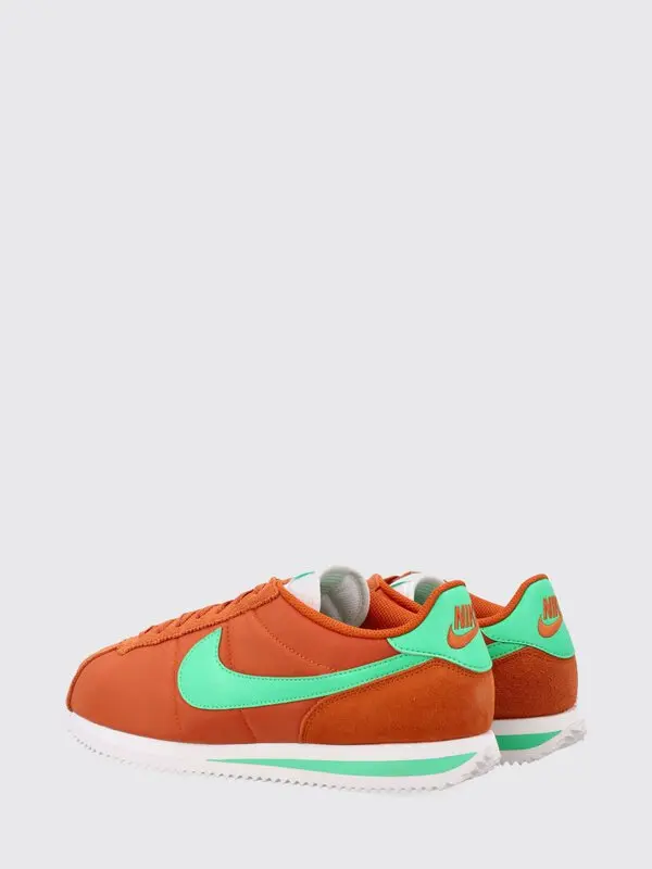 Nike Low Top Sneakers - Orange