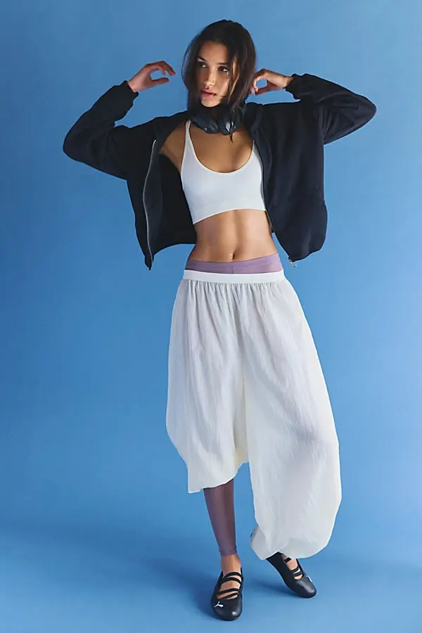 Free People Right On Set