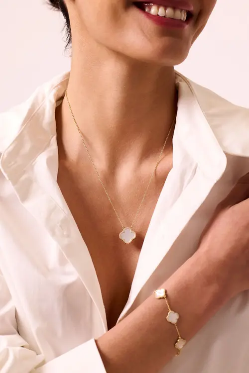 ELECTRIC PICKS Icon White Clover Bracelet