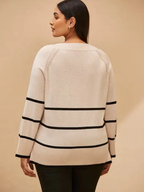 LIVE UNLIMITED Striped V-neck Jumper