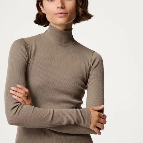 HIKERKIND Ribbed Merino Turtleneck 02 - Morel
